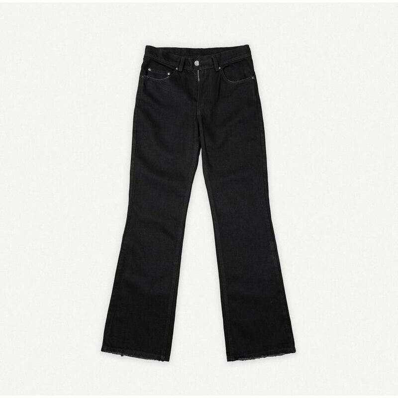 BLANK FLARED JEAN/ Quần Jeans Dài / GAMBLE WORLDWIDE