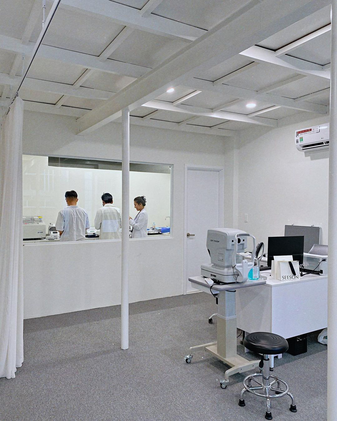 Seeson - Tiệm Kính đẹp "không Góc Chết" Giữa Trung Tâm Sài Gòn